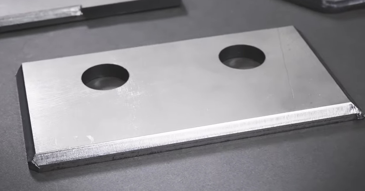 Fiber laser cutting machine with Bevel Cutting for thick metal sheet