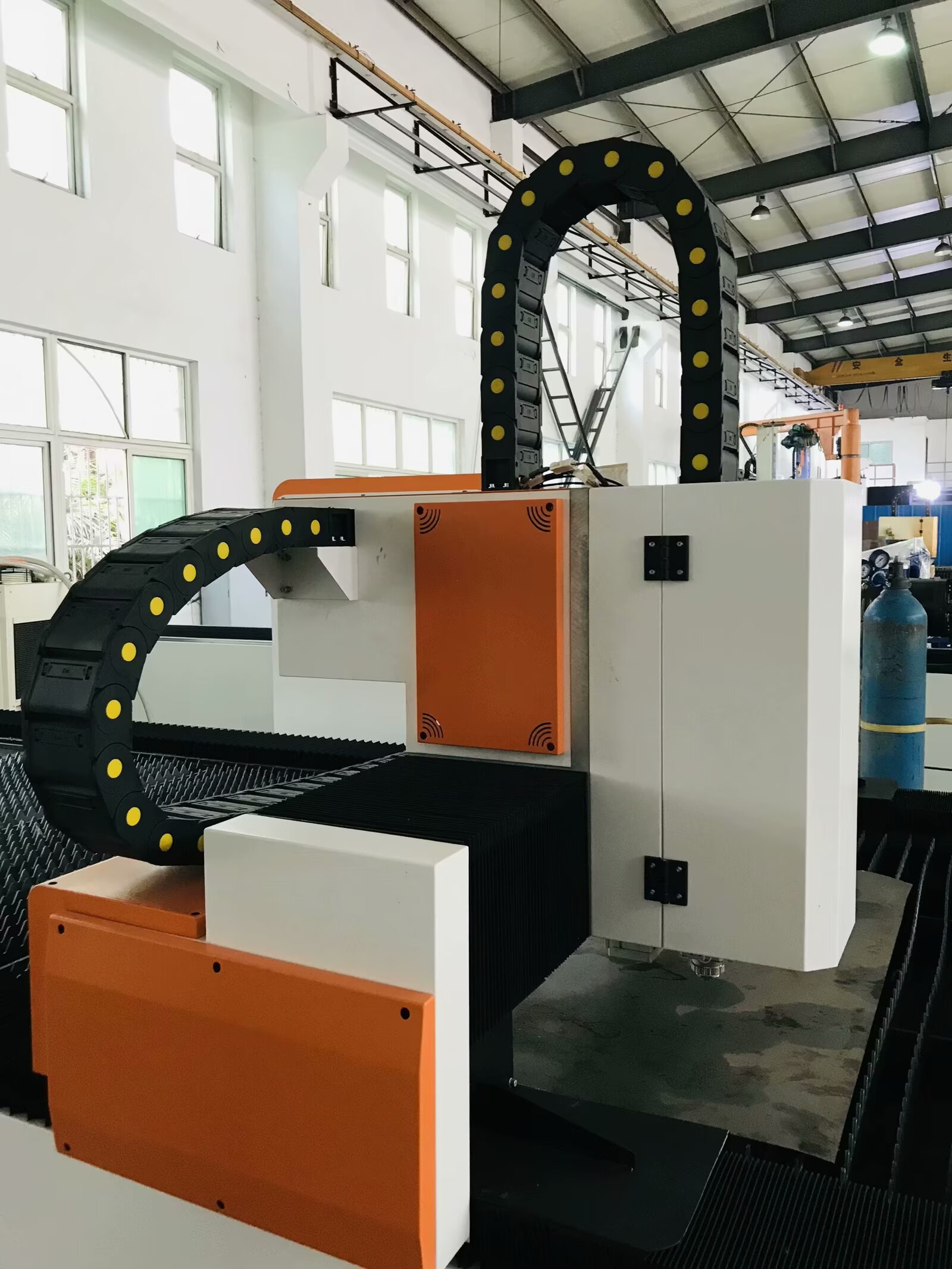 Best Laser Cutting Machine for Metal Plates & Tubes | High-Speed CNC ...